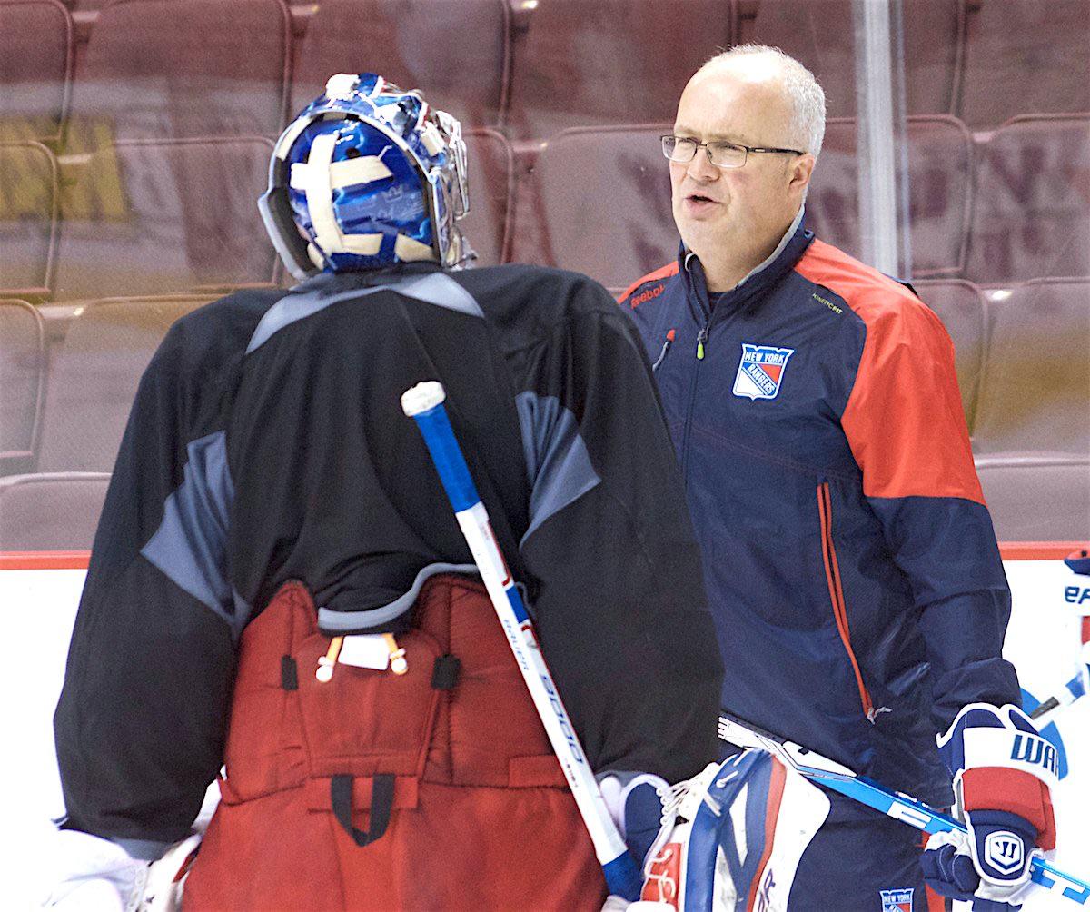 Rangers re-sign Jonathan Quick to 1 year contract extension - Blue Seat ...